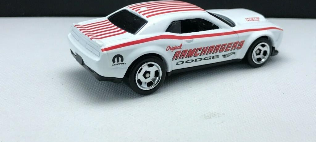 Hot Wheels Tekli Arabalar 18 DODGE CHALLENGER SRT DEMON HCV31 - idefix