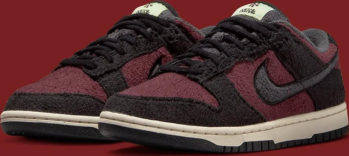 Nike Dunk Low SE Fleece Pack Burgundy Crush Special Limited Edition ...