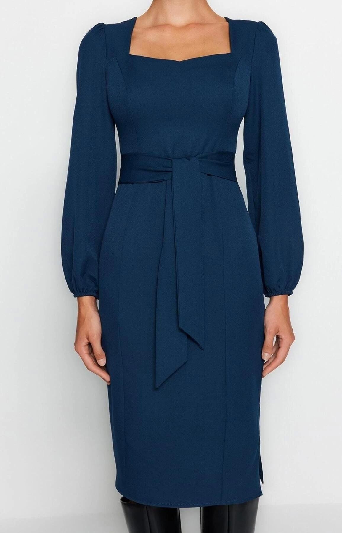 Moda Regular Business Finike Dokuma Kalp Yaka Uzun Kol Bodycone Midi ...