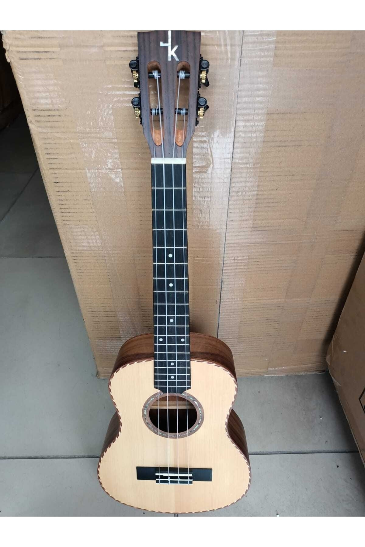 Kalani K26Tcl Tenör Boy Ceviz Ağacı Ladin Kapak Özel Yapım Profesyonel ...