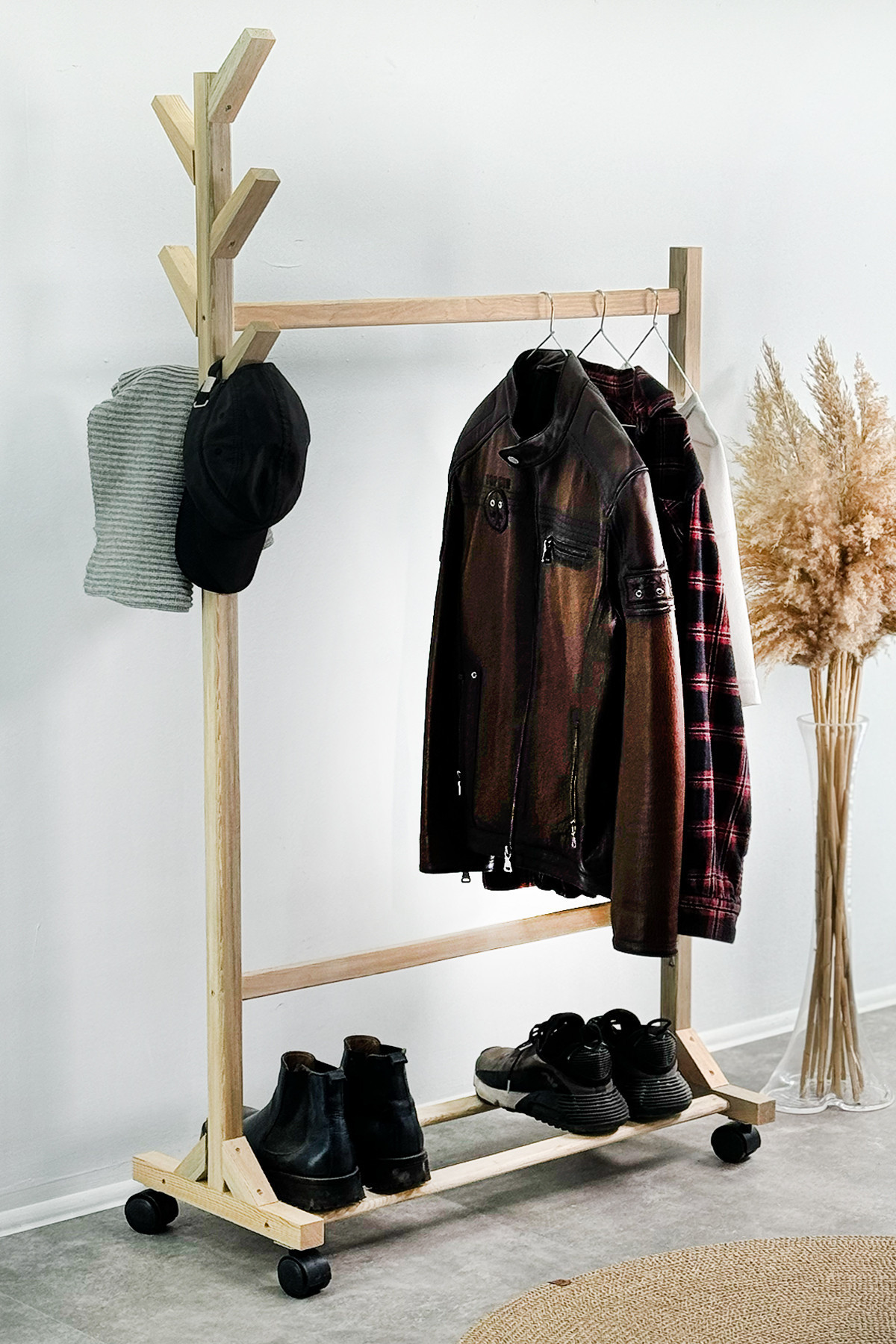 Weblonya Ayaklı Elbise Askısı Tekerlekli Konfeksiyon Askılığı ( Eşek ...