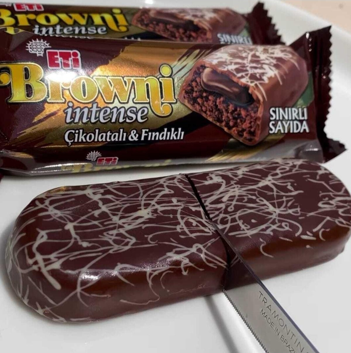 Eti Yeni Ürün Browni Intense Çikolatalı Fındıklı Kek 32 Adet - idefix