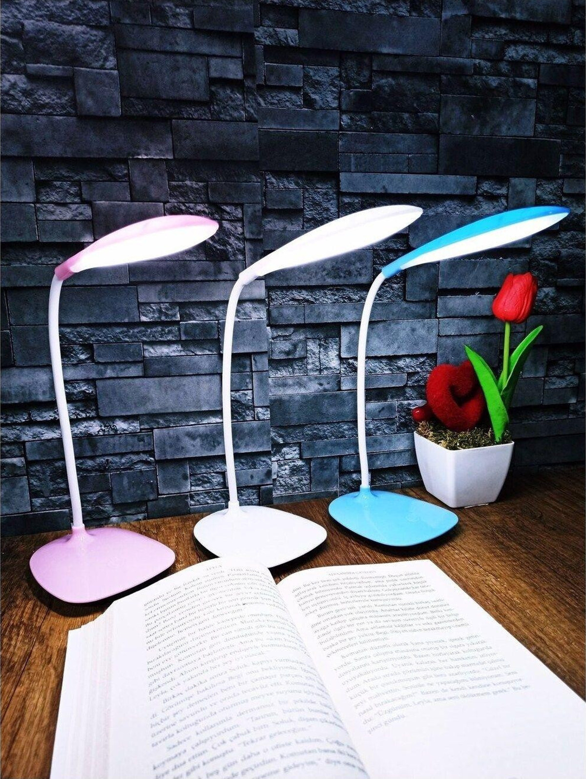 Adm Store Dekoratif Masa Lambası ve Kitap Okuma Lambası 3 Kademeli Led Işık Usb Giriş - idefix