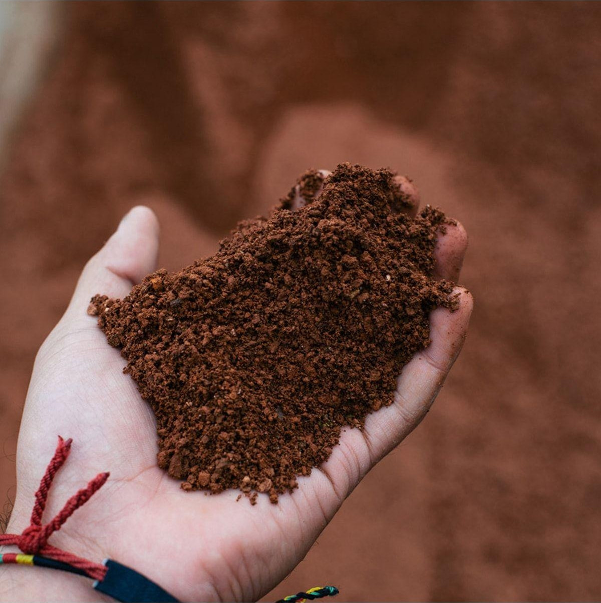 MF Botanik Kırmızı Pomza Kumu Ince Pomza Taşı 0-3 Mm 5 Litre Volkanik ...