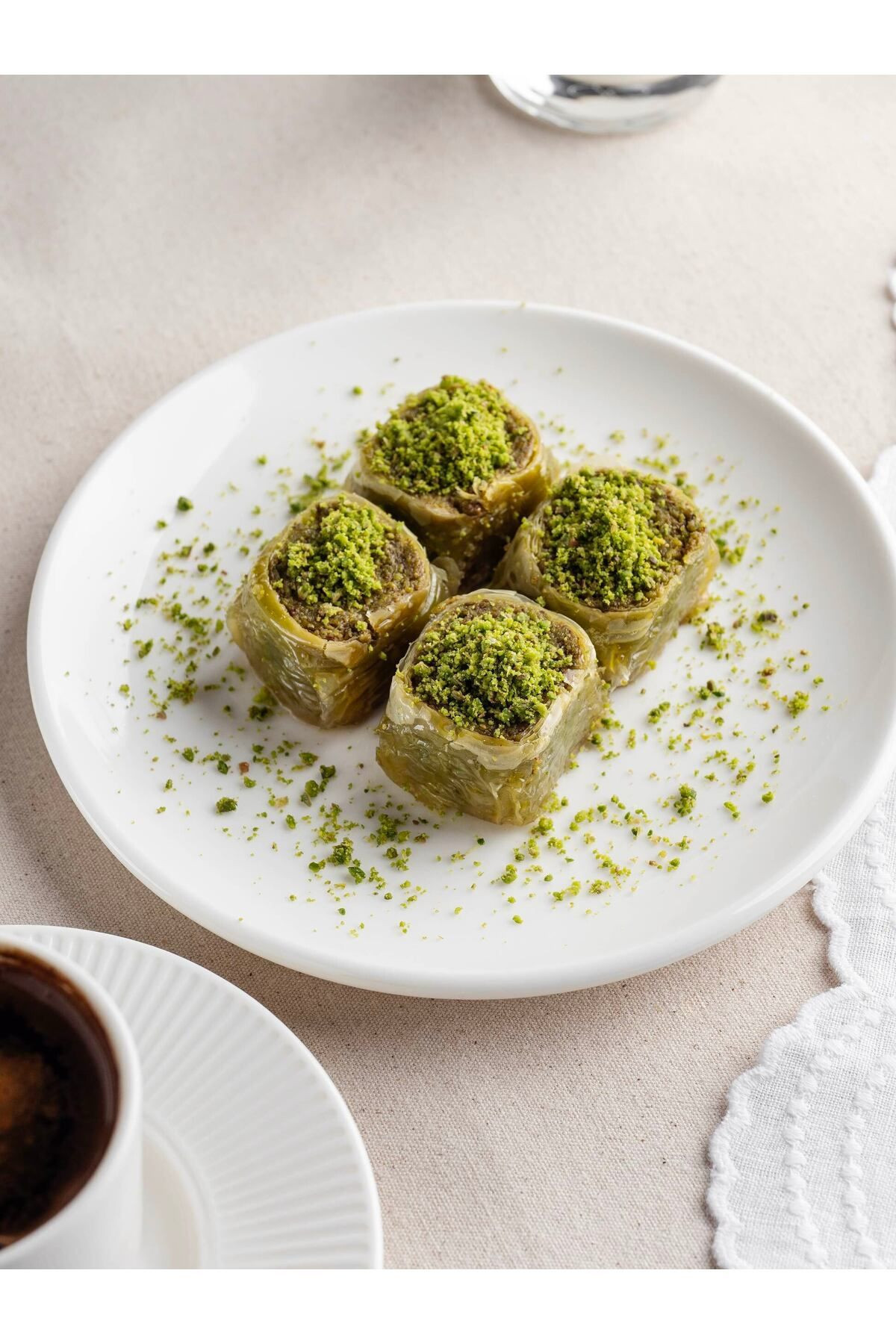 Babazade Fıstıklı Saray Sarma 1 Kg